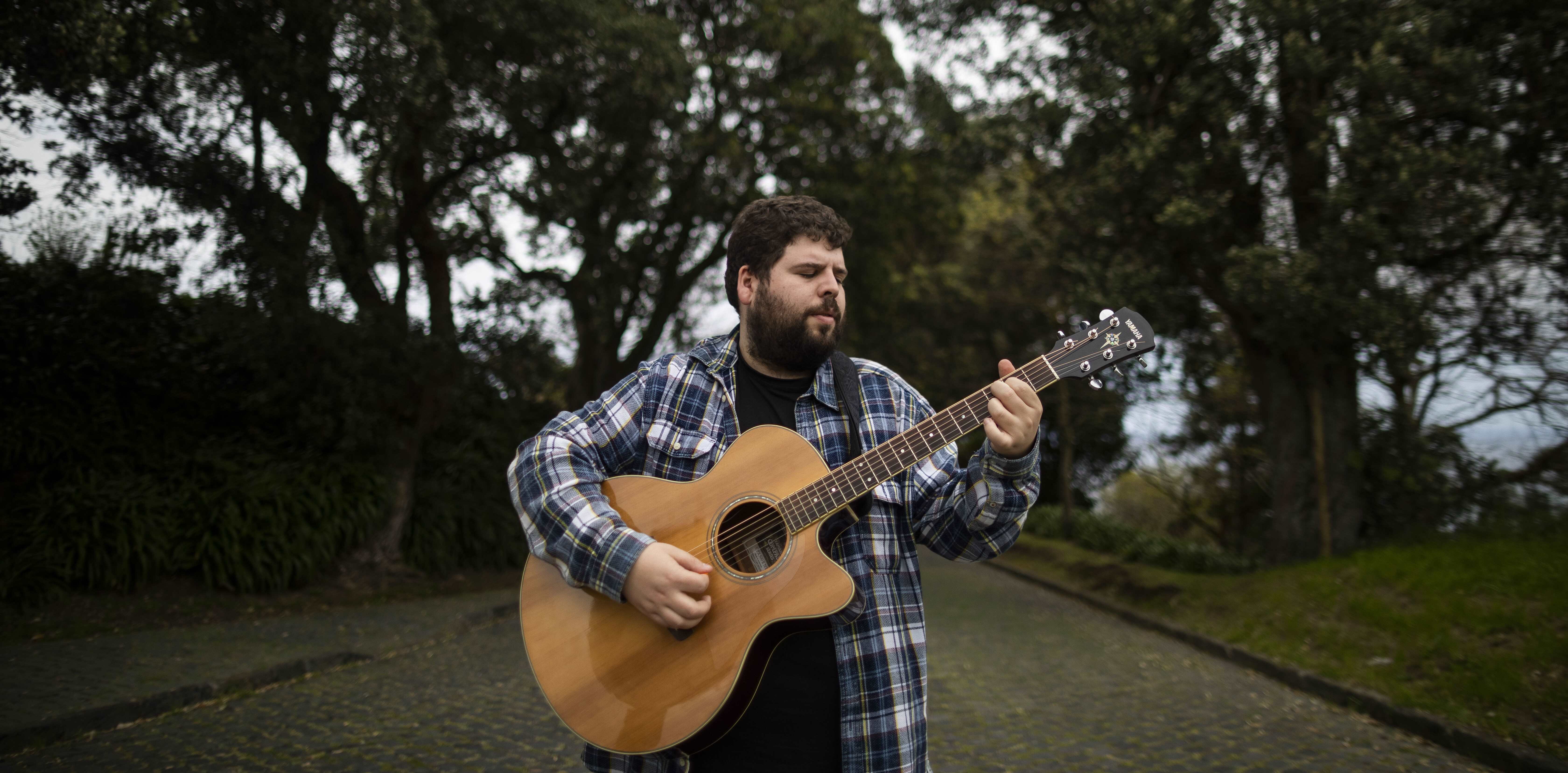 João Moniz opens the third season of Music at the Fort in Lajes, Pico ...